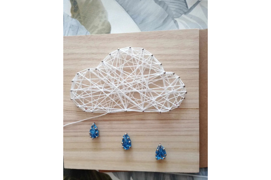 String art par Timéo (6 ans) & Emma (14 ans)- 10doigts.fr