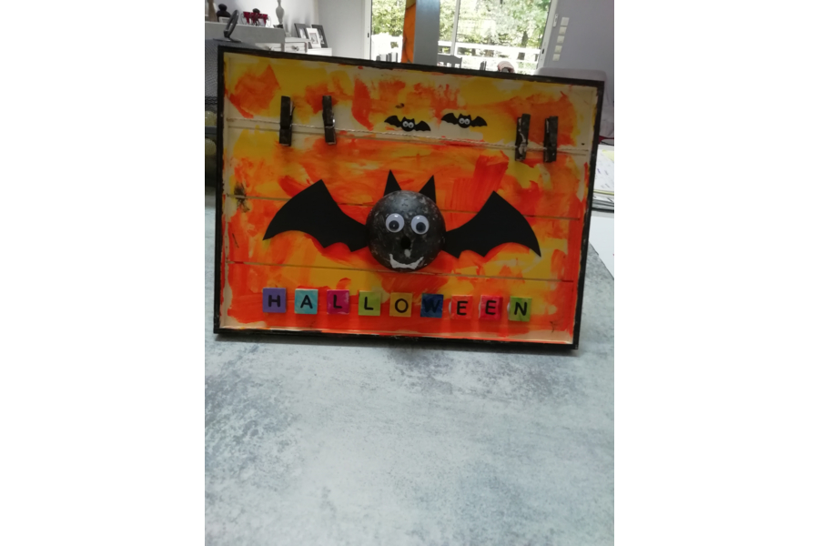 Un pèle mêle Halloween par Emma (29 mois)- 10doigts.fr