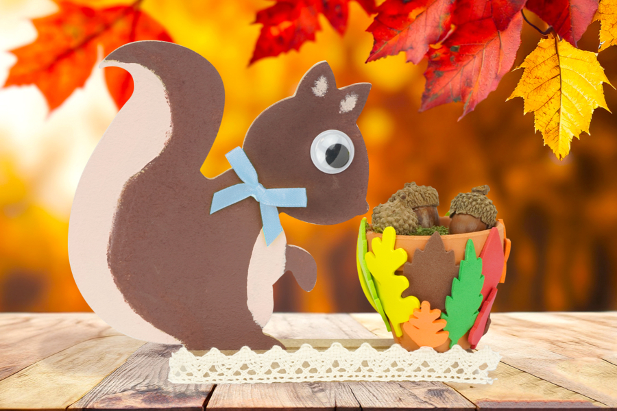 Ecureuil et sa récolte d'automne - Activités manuelles Automne