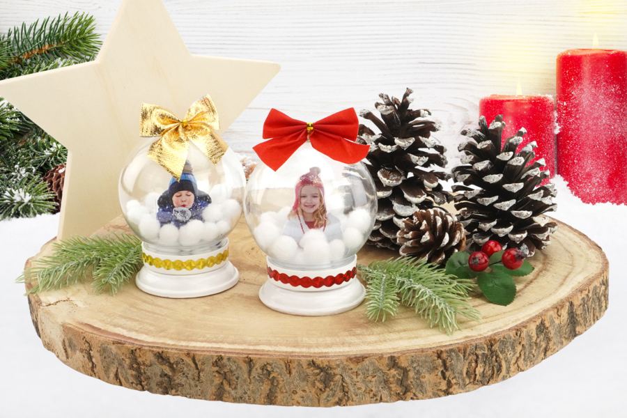 Globe en plastique transparent - Boule à neige, Cloche