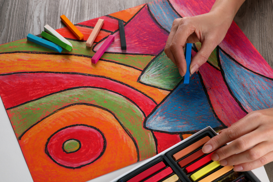 Pastels tendres - Pastels et fusains : l'art de la couleur et du contraste